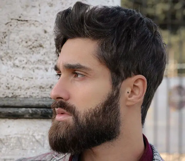 Cara triangular - ¿Qué estilo de barba elegir?